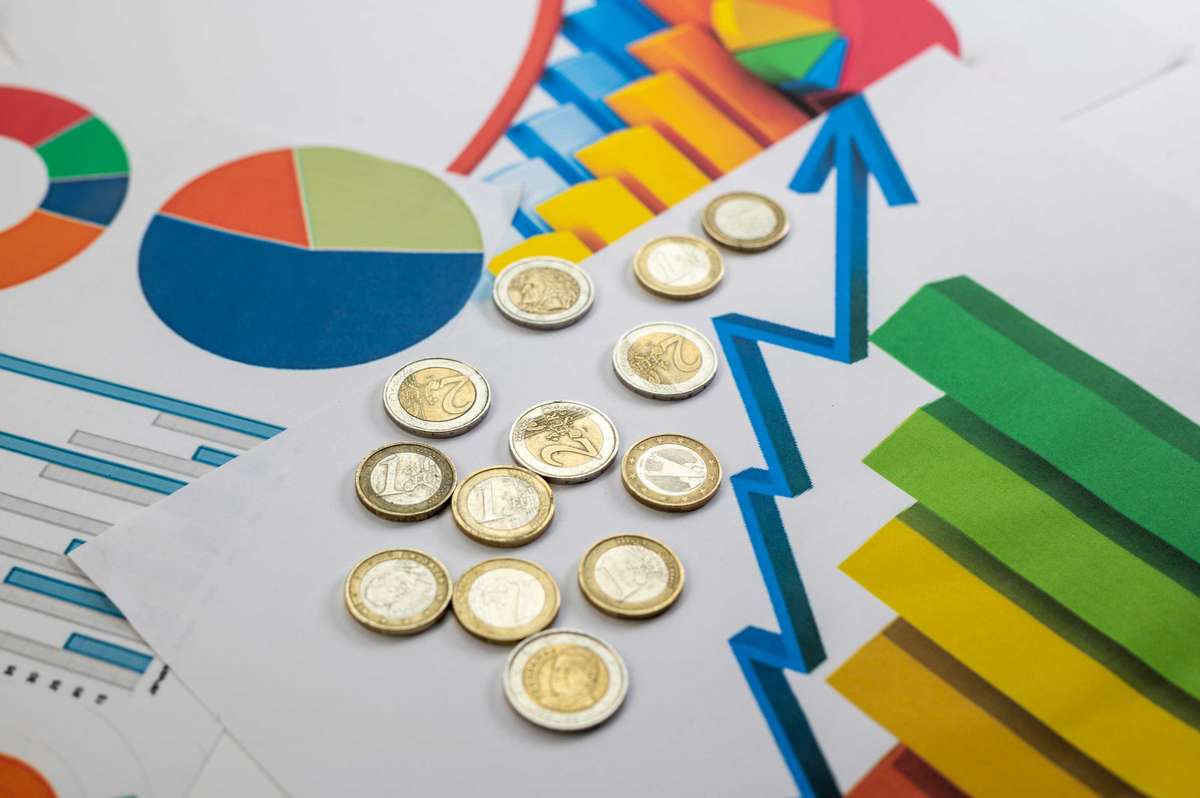 Practical Steps To Manage Cashflow Challenges For Irish Sme S